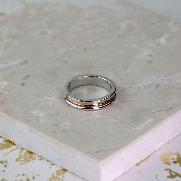 Metropolitan Slim Concave Ring - Azendi